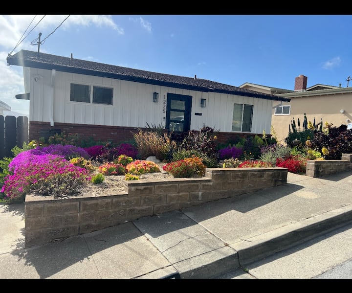 Ocean View One Bedroom ! - Monterey, CA