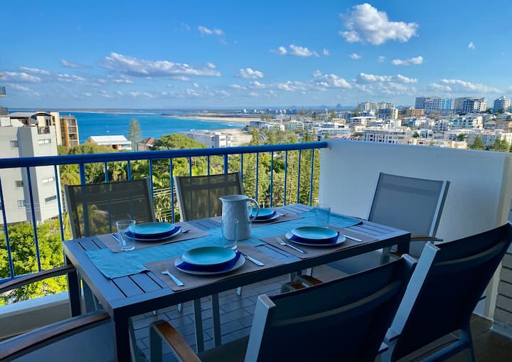 Family-friendly 3br Favourite W Pool + Ocean Views - Mooloolaba
