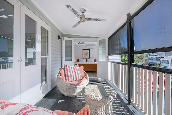 Paddington Cottage—a Classic Queenslander Stay - 브리즈번