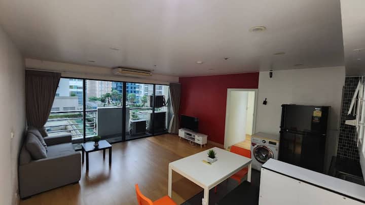 The Grand Condo - Bangkok