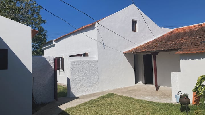 Cozy Portuguese Farm House - Maiorca