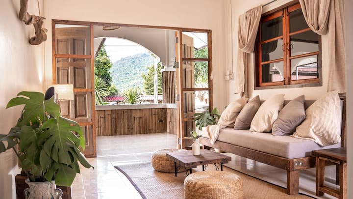 Charming 2br Island Home - Ko Samui, Island