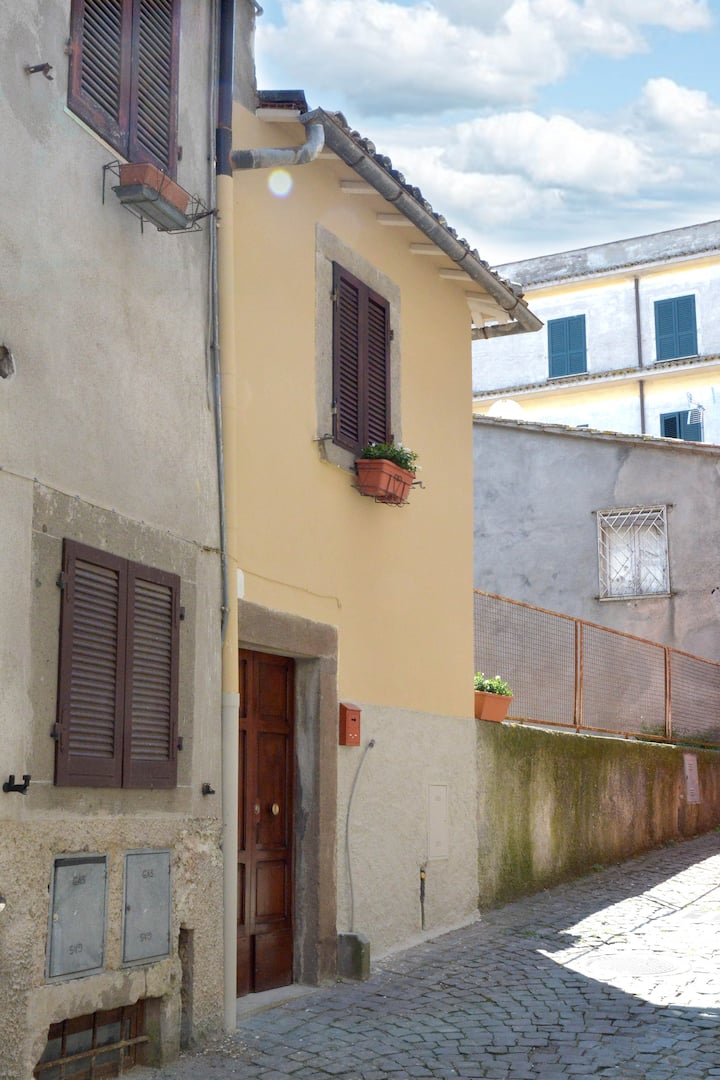 Casa Vacanze "Rocca Dei Papi" - Montefiascone