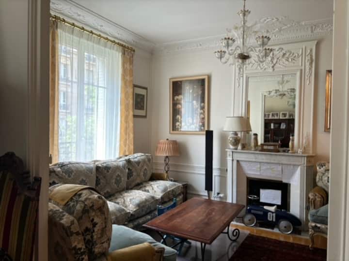 Bel Appartement Haussmannien. New 5pax - París