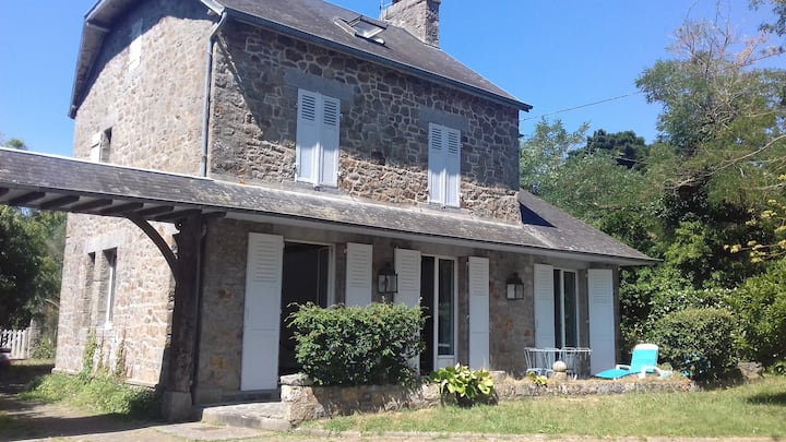 Belle Maison 1930 + Grand Jardin - Carolles