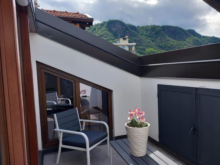 Downtown Roof - Como
