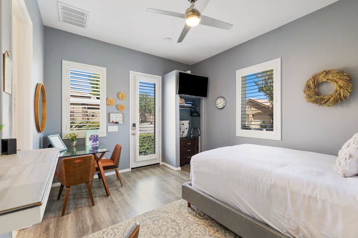 Indio Oasis Casita: Cozy Stay In Gated Golf Resort - Coachella, CA