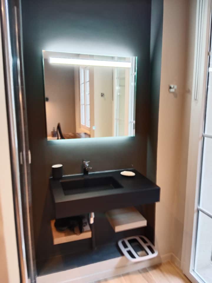 Bel Appartement Moderne  Port De Nice - Nizza