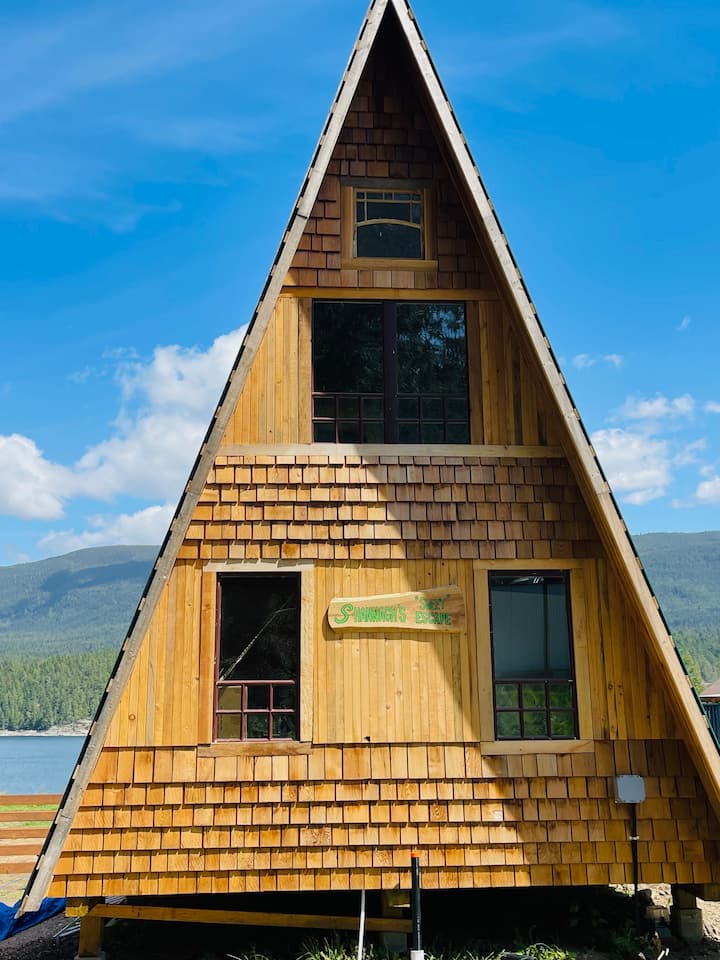 Shannagh's Sweet Escape Cabin - Vancouver Island