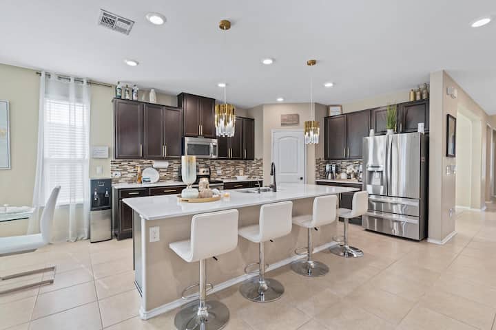 Enchanting Luxury Home Near Downtown Austin - Austin