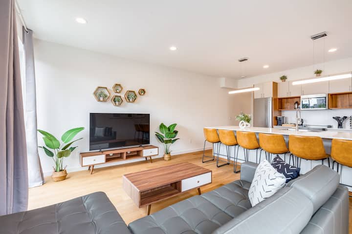 Caphill 4b4b Duplex W/roof Deck Sleeps 12 - Seattle, WA