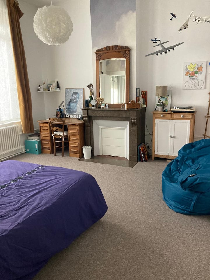 Chambre Spacieuse +Sdb Privative - Caudry
