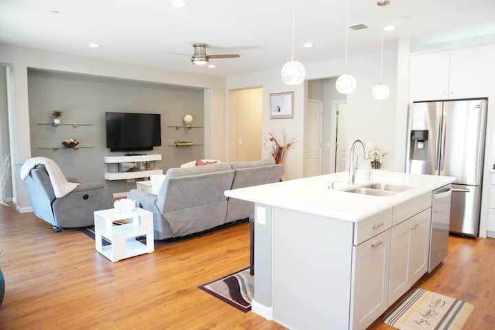 Entire Back House Suite & Private Backyard/jacuzzi - Cottonwood, AZ