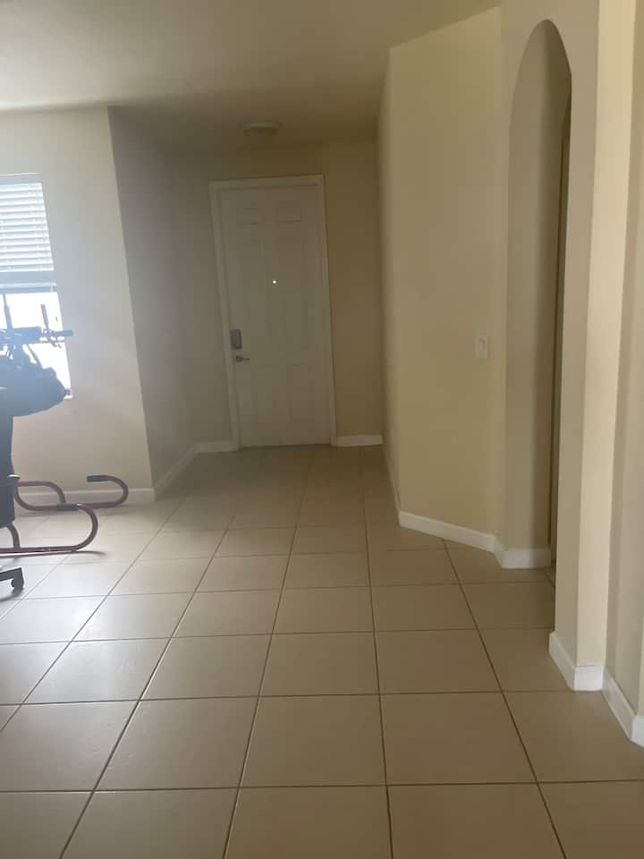 Alojamiento Ideal
Para Familias - Doral, FL