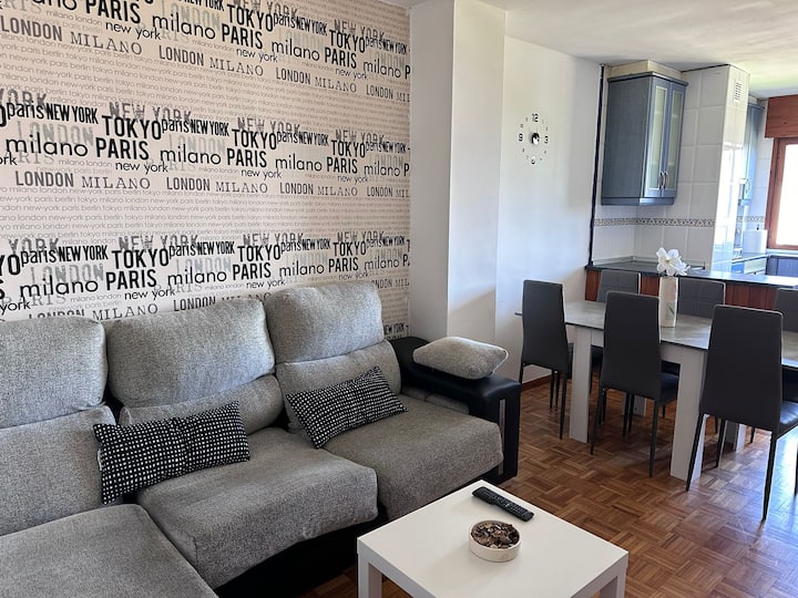 Apartamento En El Centro Con Vistas A La Catedral - Oviedo