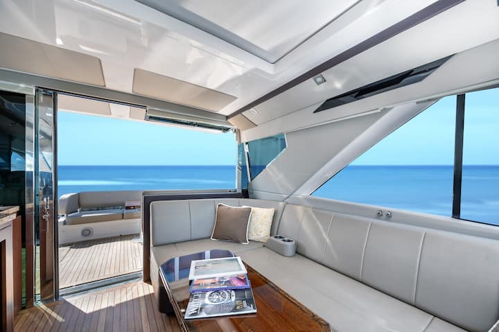 2bd/2ba Luxury Yacht - Avalon, CA