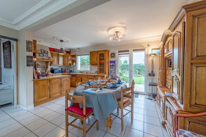 Ch Kerleone Iles Gr34 300m Petit Déjeuner Maison - Lannilis