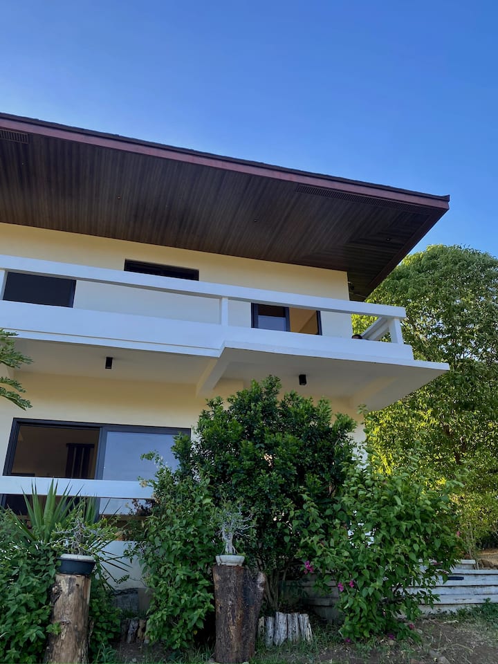 Orchard Villa - Pililla