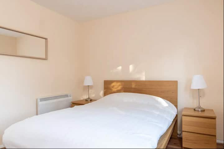 Luton 1 Bedroom Flat + Parking - Luton