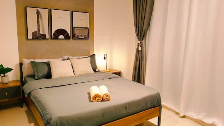 6pax Kulai D’putra Suites Smart Tv Workspace - Kulai