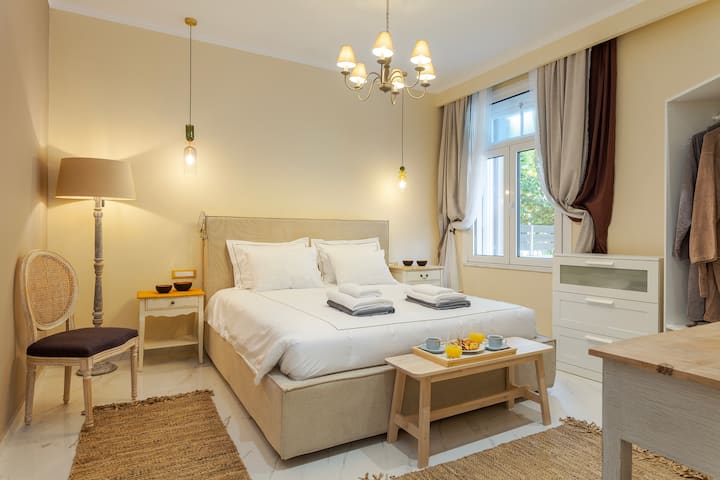 Themis' Urban Residence - Rhodes (Greece)