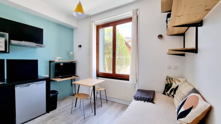 Joli Petit Studio Ensoleillé - Cran-Gevrier