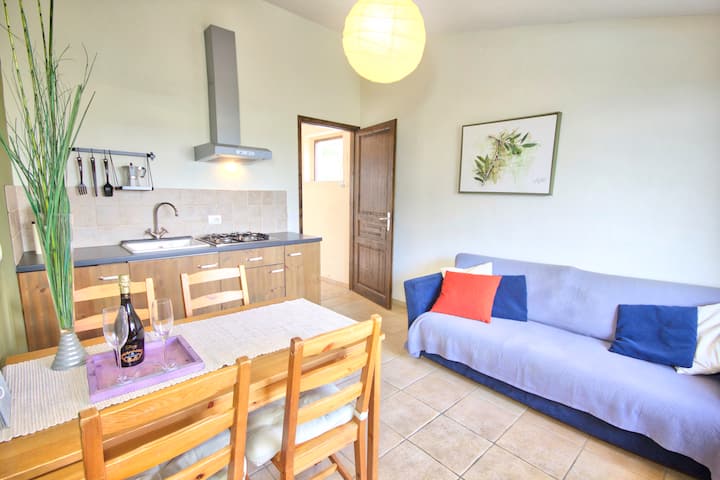 Tágas, Külön Bejáratú Szobák Uva - Grottammare