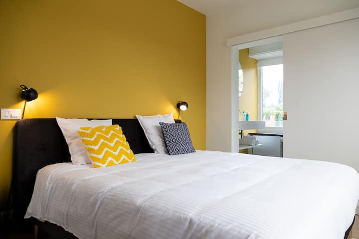Tuss - Kamer 002 - Wevelgem