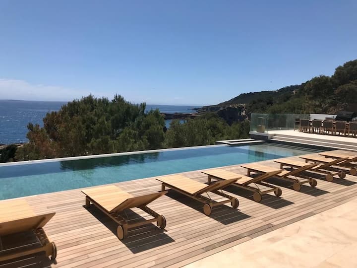 Villa Fred - イビサ島