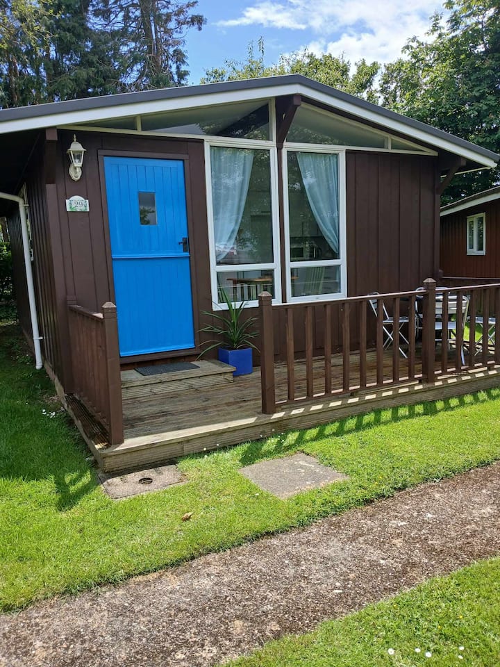 "Fern's Lodge" Cosy Cabin For 4 - Seaton