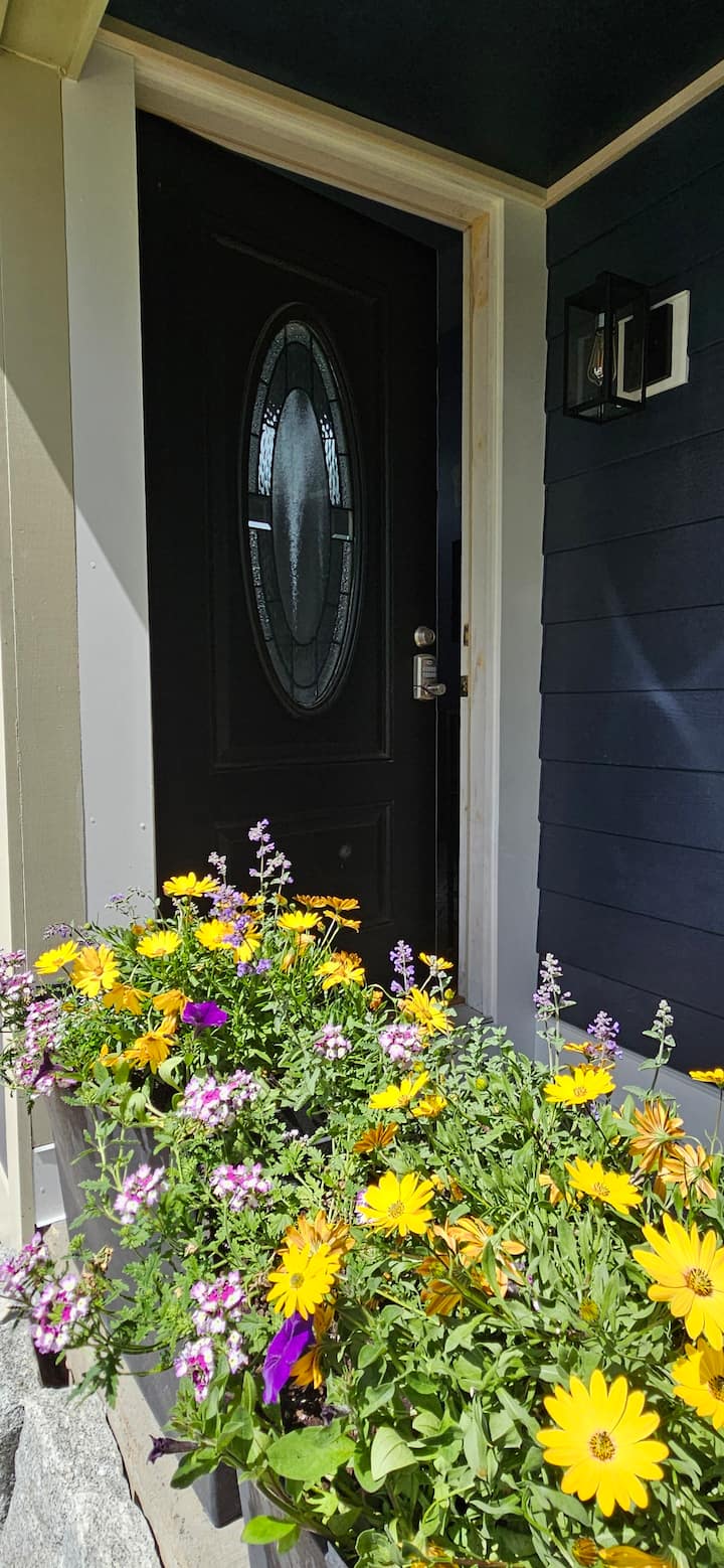 Newburyport Spacious Suite - Salisbury