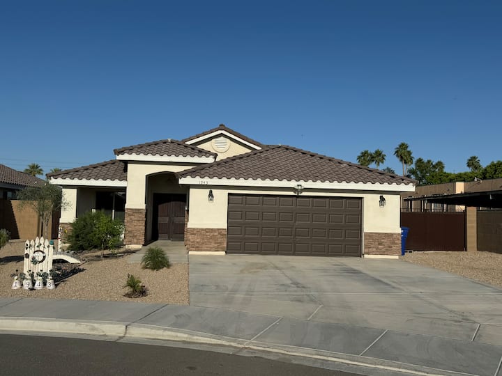 Hideaway In The Hear City/with Two Nice King Bed - Yuma, AZ