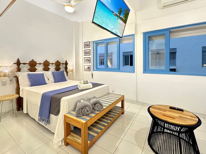 Facing The Sea|ac|basilica|embaré|bars&restaurants - Santos State