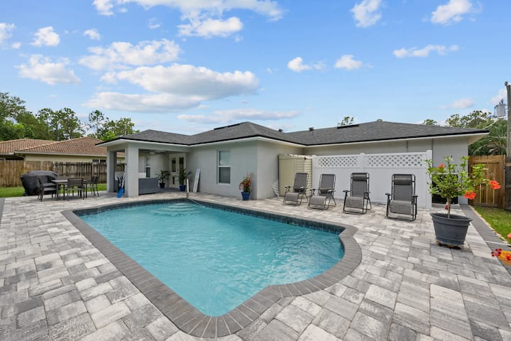 Family-friendly Retreat With Heated Pool - 팜 코스트