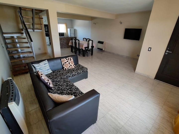 Hermoso Y Amplio Duplex De 3 Hab - Rawson