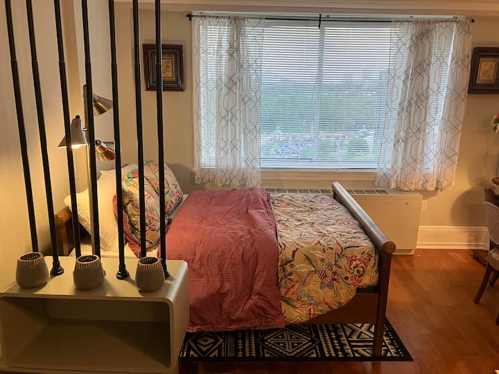 6 To 12 Months: Ideal For Professional New To City - Atlanta