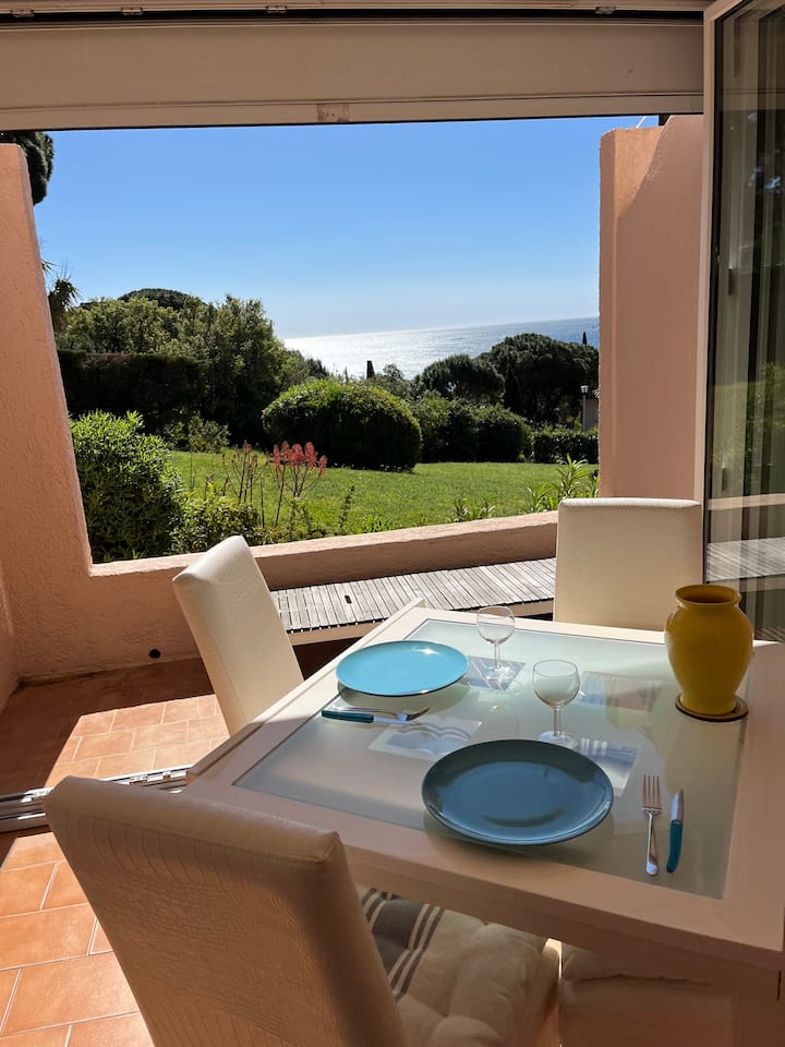 Appartement Au Calme Vue Mer - Sainte-Maxime