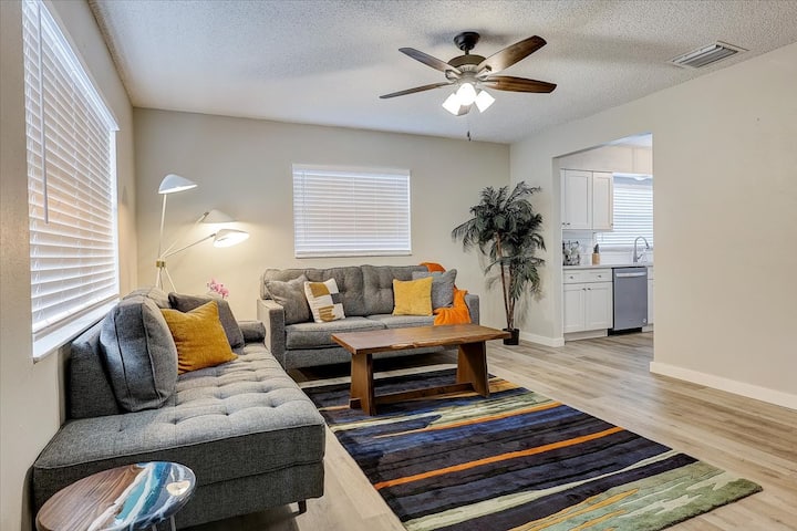 Spacious 4 Bedroom Home For Rent In Largo - Clearwater Beach, FL