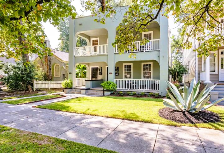 Old Towne Charm! 3 Bedroom (Upstairs) - Augusta, GA