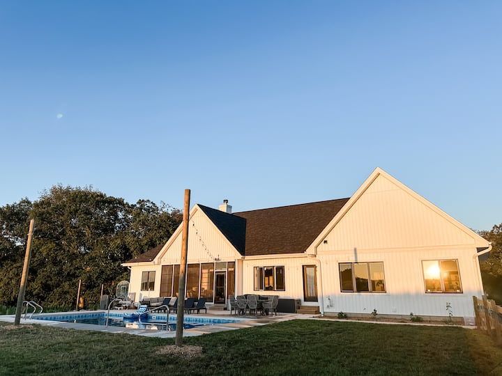 New Construction Luxury Home - Lake Kegonsa, Stoughton