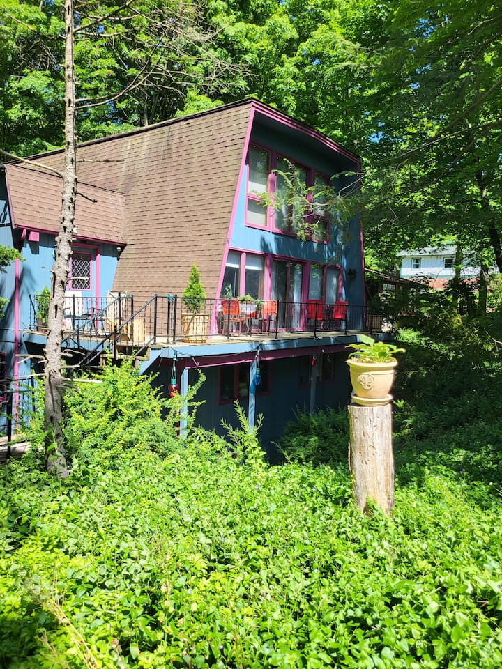 Lovely Country Cottage - Newburgh, NY