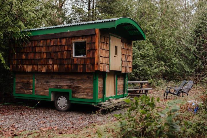 The Withywindle Wagon At Shirewoods - Vancouver Island