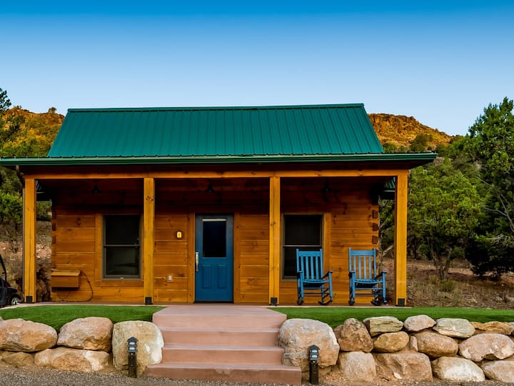 Holmstead Ranch Resort Beautiful Lakeside Cabin 01 - Pine Valley, UT