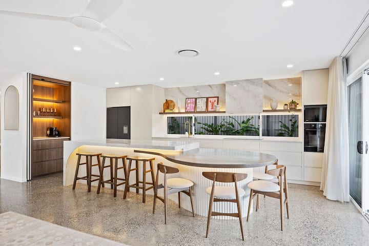 Solis House: Luxury, Spacious, Gold Coast, Pets. - Kingscliff