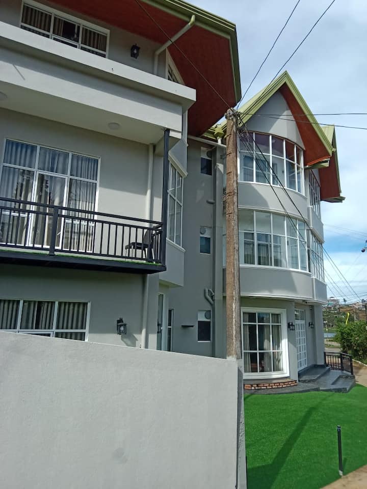 Luxury Apartment At Upper Lake Road, Nuwara Eliya - Nuwara Eliya
