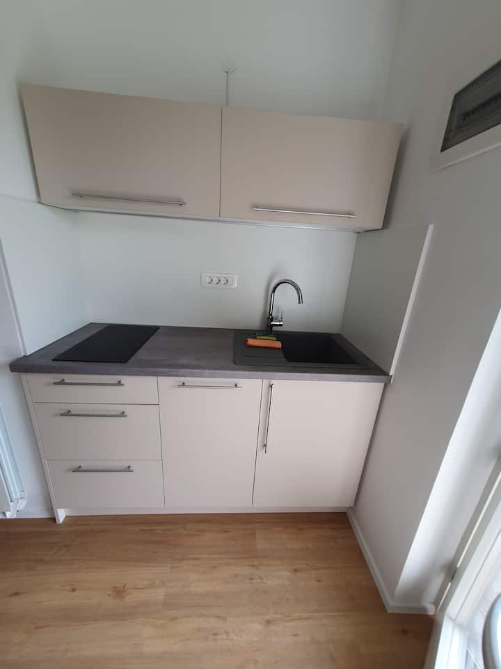 2 Br Apartment Mark W/ Garden Near Beach - Koper