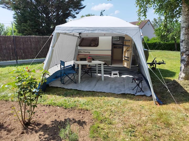 Caravane Gp-24h-le Mans Classic Ou Week-end - Arnage