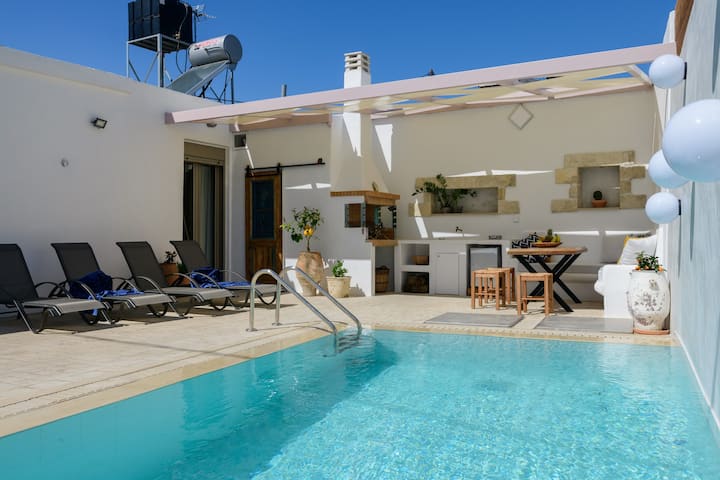 Chrisanthi Elegant Villa - Pitsidia