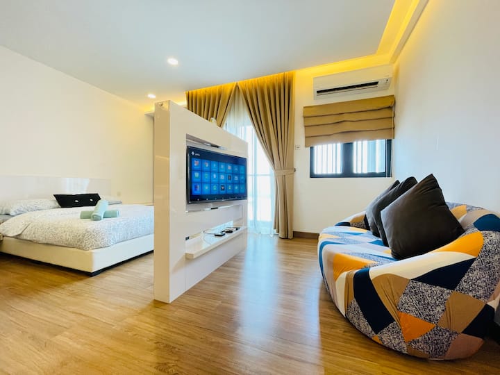 Simfoni C8 Studio Free Parking, Wi-fi, Cozy Cabin - Seri Kembangan