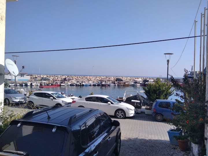 Kaynarpınar Limanındaki Eviniz - Karaburun